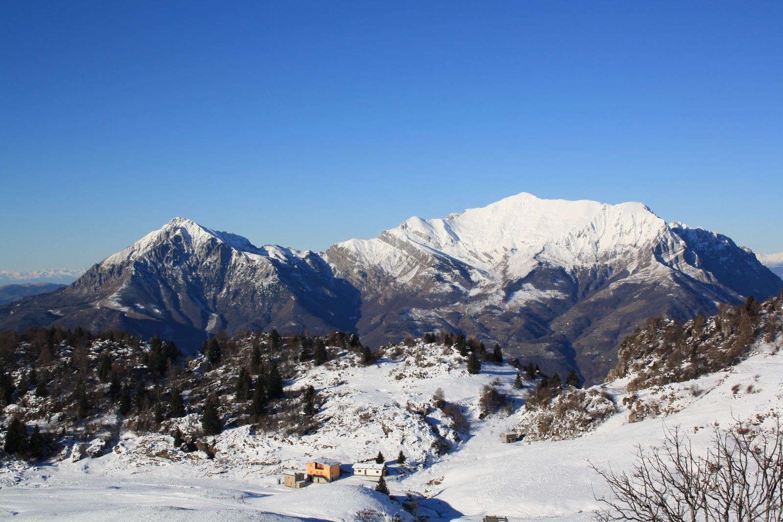 FotoMontagneLombardia: Grigna invernale 2410m