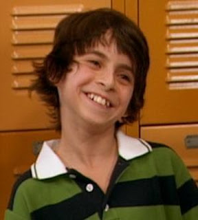 The Serial Critics: Hannah Montana Season 2 Review by prastarkeepers on ...