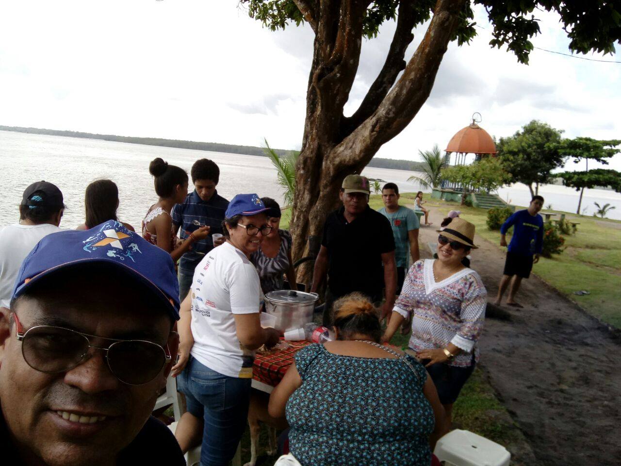 Instituto Banco Tupinambá: 1º "Puxirum" de limpeza na praça Raimundo ...