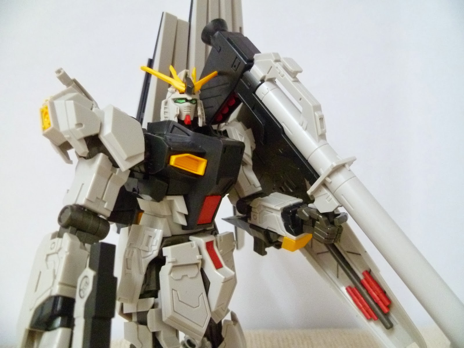 Gundam Building & Modelling: Review: Model Comprehend's 1/144 HG Nu ...