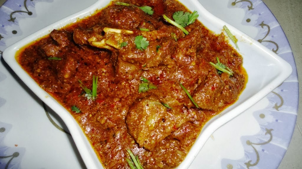 Friend's cuisine: Natu Kodi Kura (Country Style Chicken Curry)