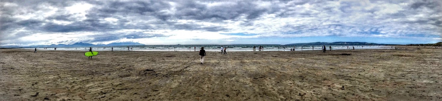Patrick Comerford: Walking the long stretch of beach at Banna Strand