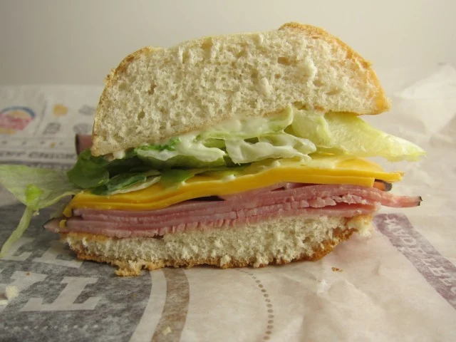 Review: Burger King - Yumbo Hot Ham & Cheese Sandwich