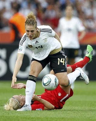 Kim Kulig ( Female Football Player ) Profile and Pictures - The Sport ...