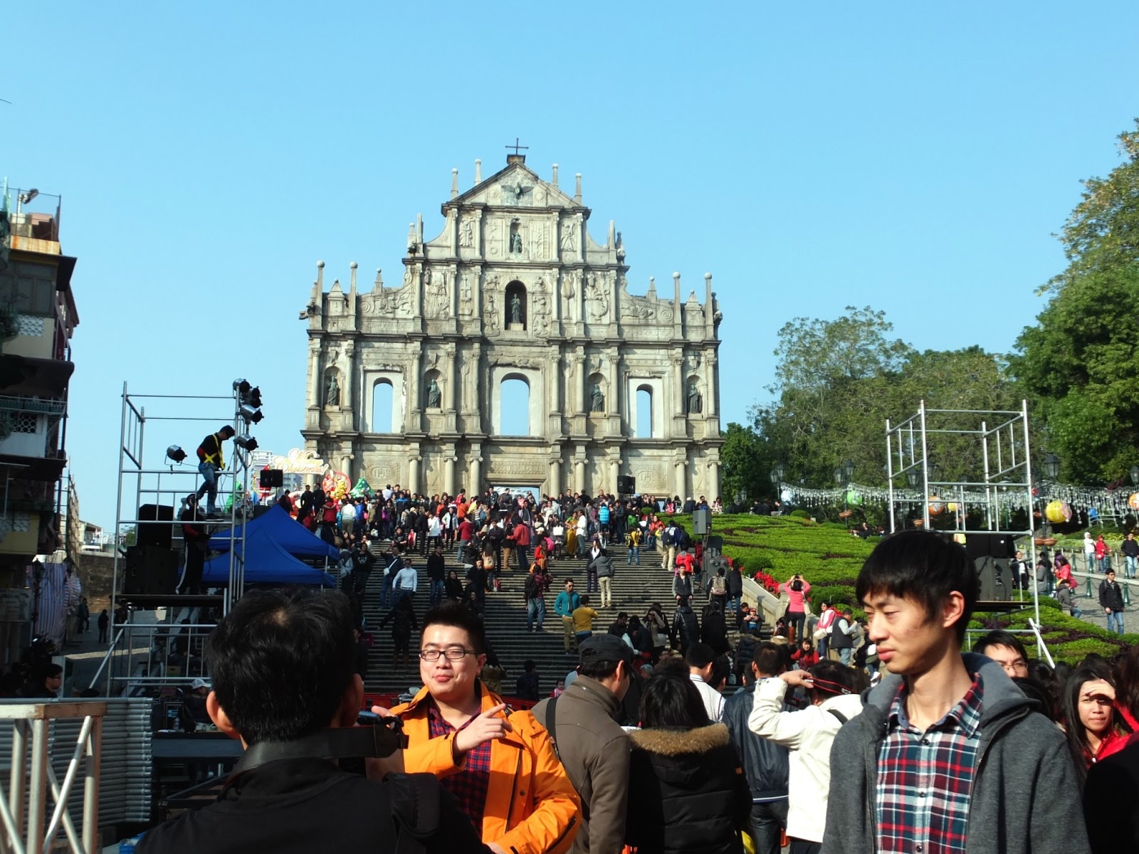 27 Thousand Waves: Day 15 - Hong Kong, China & Macau