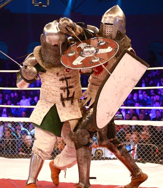 Russia’s Top MMA Organisation Test New Armoured Knight Fighting - Art ...