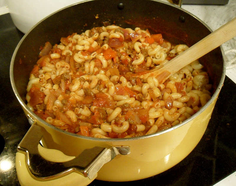 Kaleidoscope of Colors: Pinned #1: Chili & Cheese Macaroni
