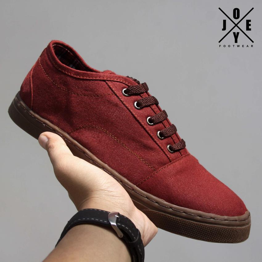 Tips Sukses Menjual Sepatu Kets Hasil Kerajinan Tangan Online ...