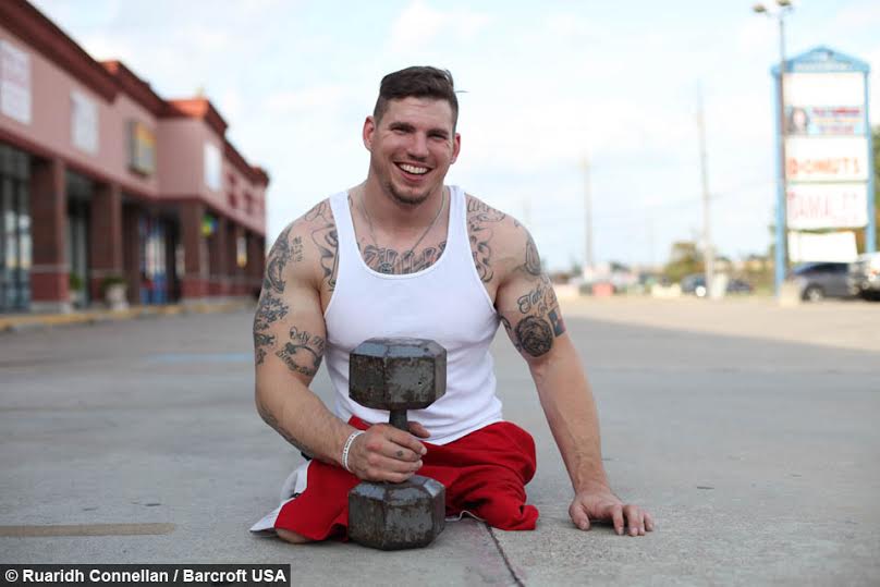 Meet the disabled body builder who puts the able-bodied to shame (photos)