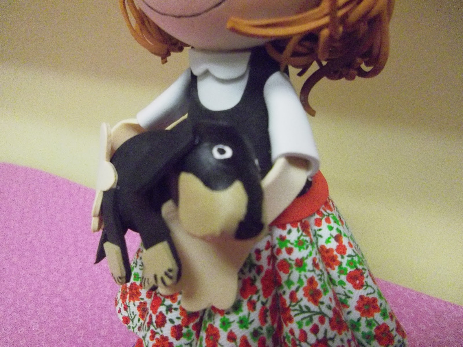 LAS FOFUCHAS DE MJ: FOFUCHA NIÑA CON MASCOTA