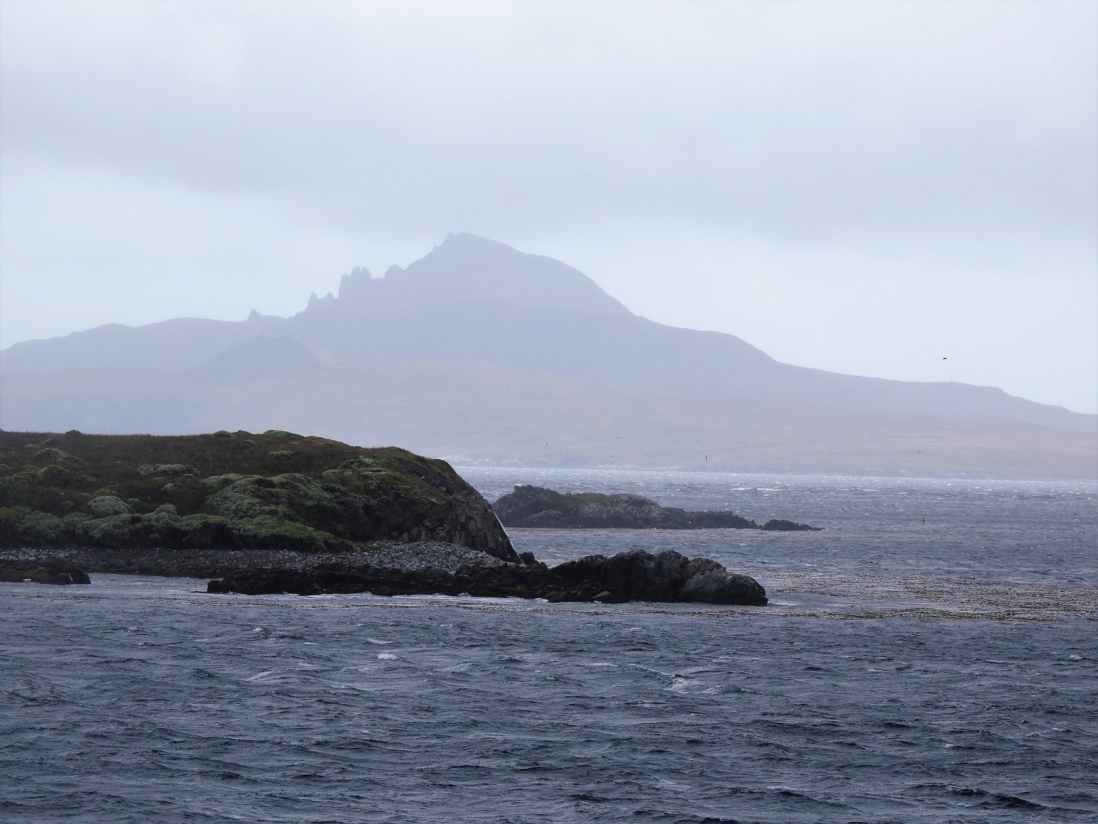 My Travel Blog: Cape Horn: Where the Atlantic and Pacific Oceans Meet
