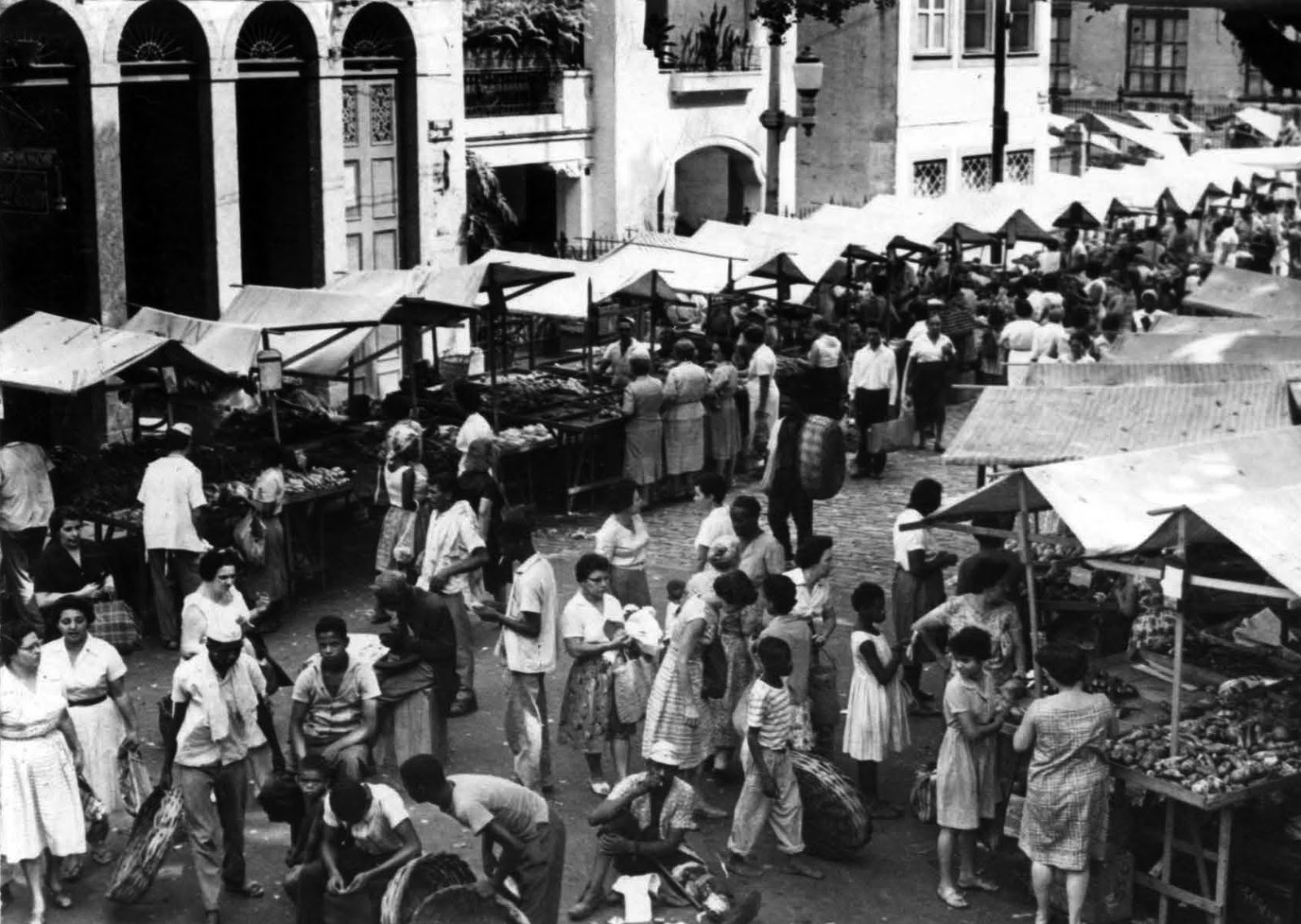 SAUDADES DO RIO: FEIRAS