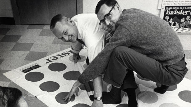 RETRO KIMMER'S BLOG: CHUCK FOLEY: INVENTOR OF THE GAME "TWISTER" DIED