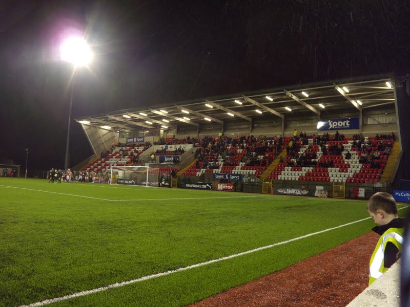 stadien: Nordirland Belfast Solitude,(Cliftonville-Lisburn ) Januar 2011