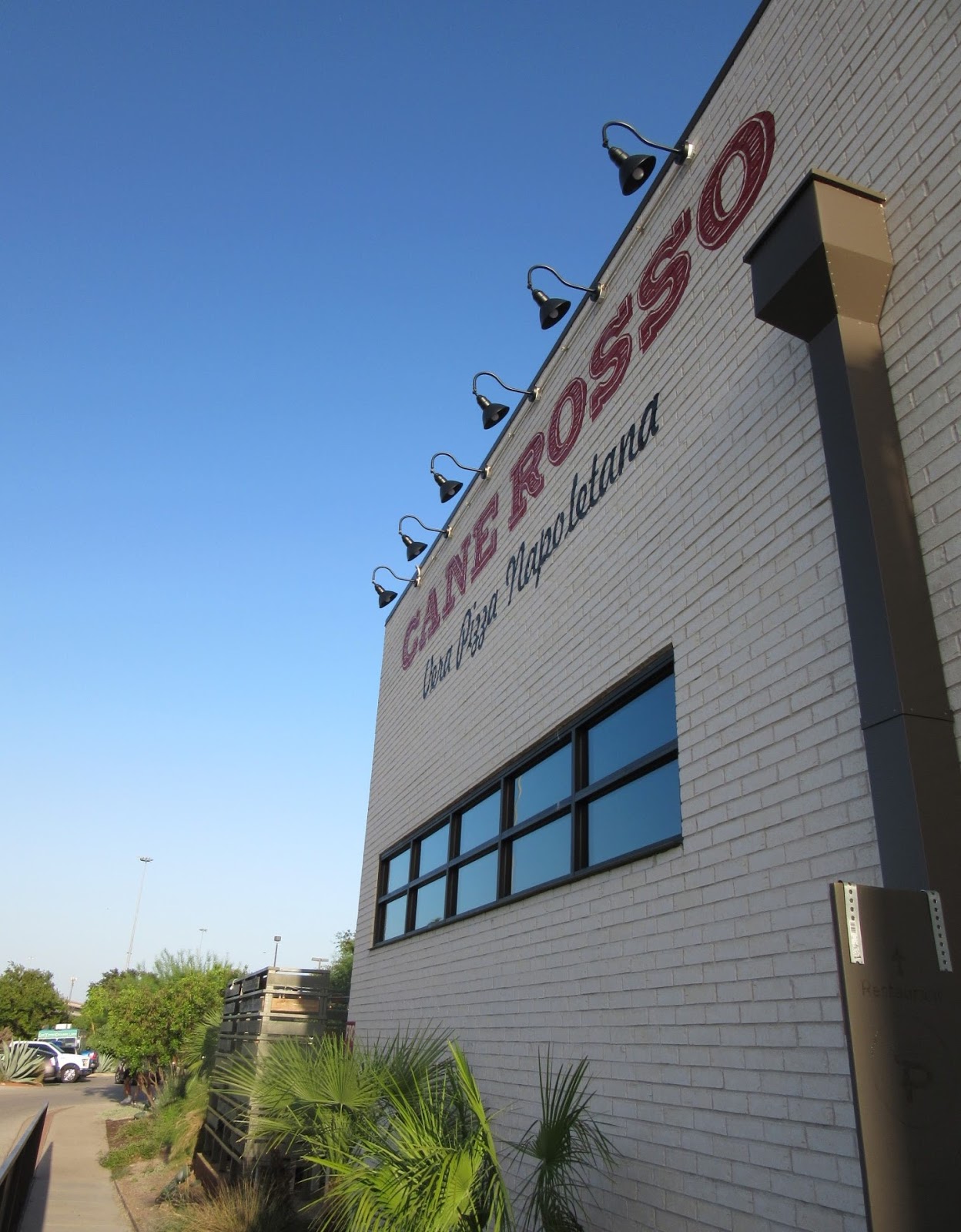 South Austin Foodie: Cane Rosso + Cow Tipping Creamery