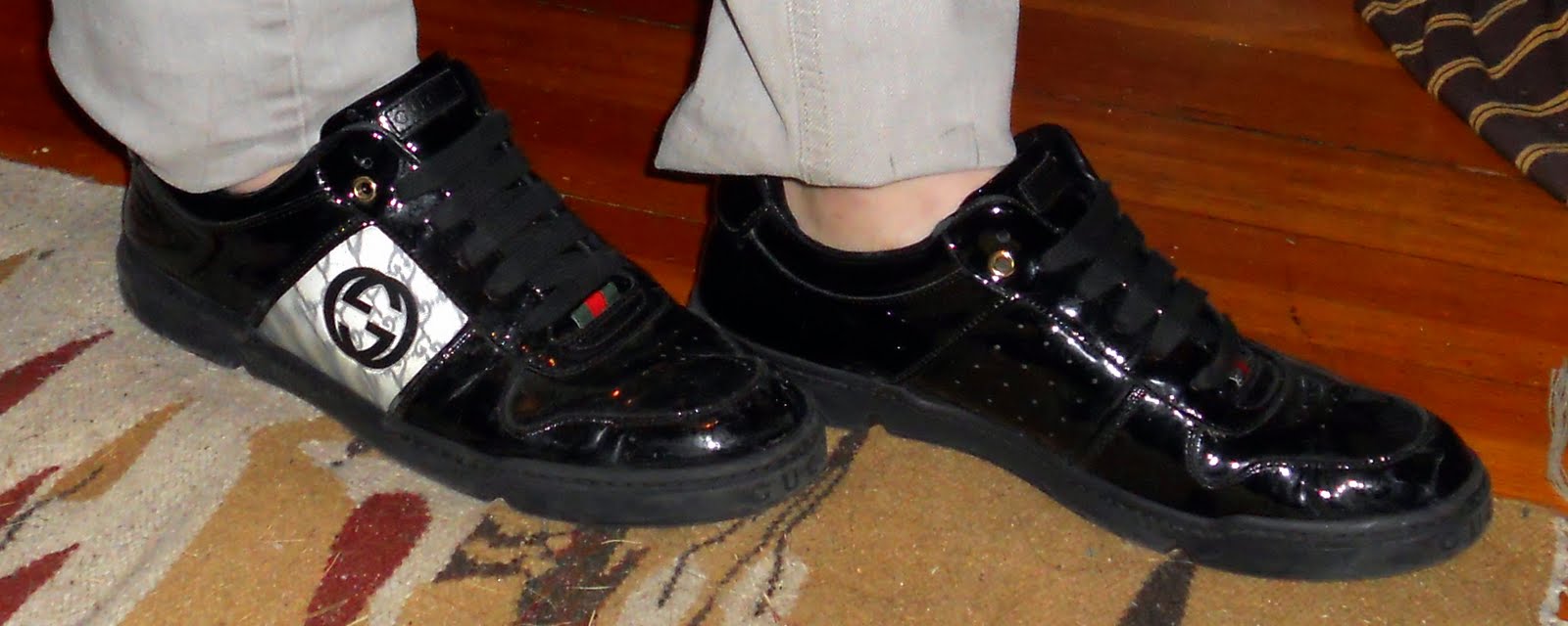 Sivad Shoes Baltimore: 100 Days of Shoes - Day 12 - Tacky. Gucci. Love.