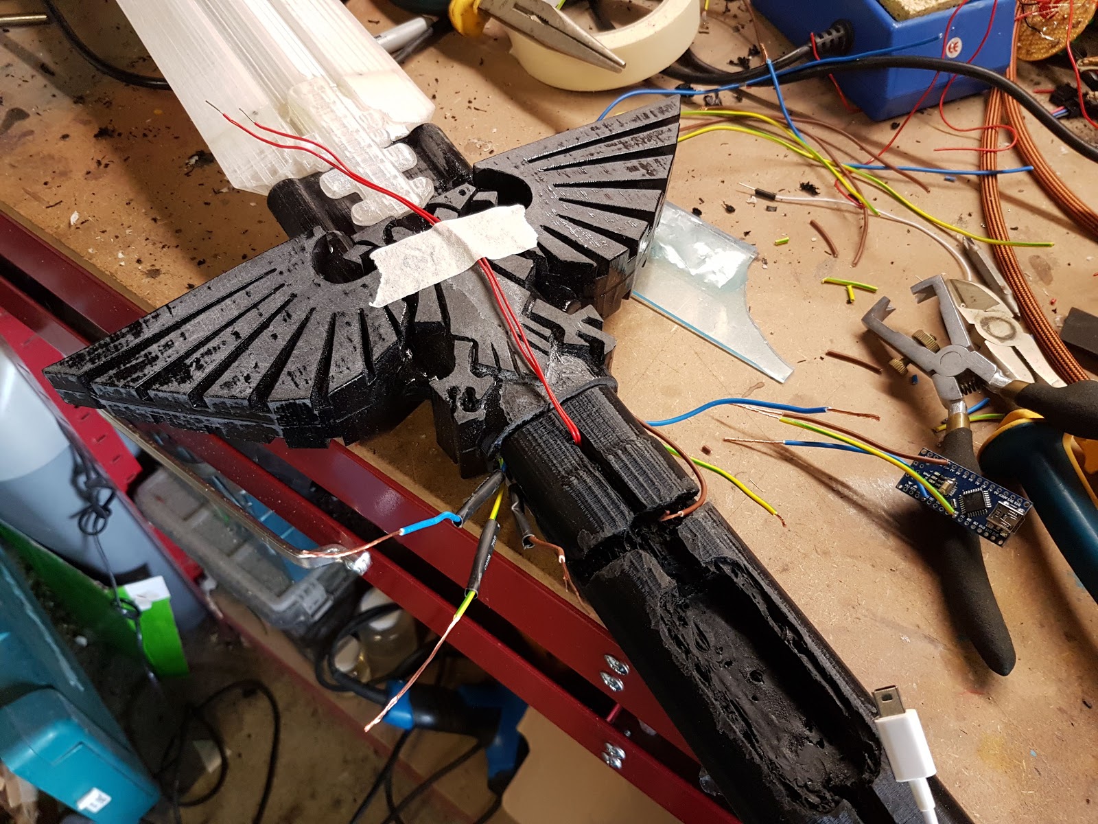 Weetobuilds: Making a Power Sword