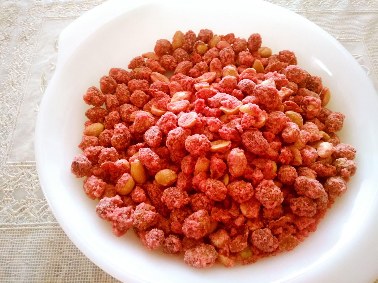 El viaje culinario de Emelina: Cacahuates garapiñados