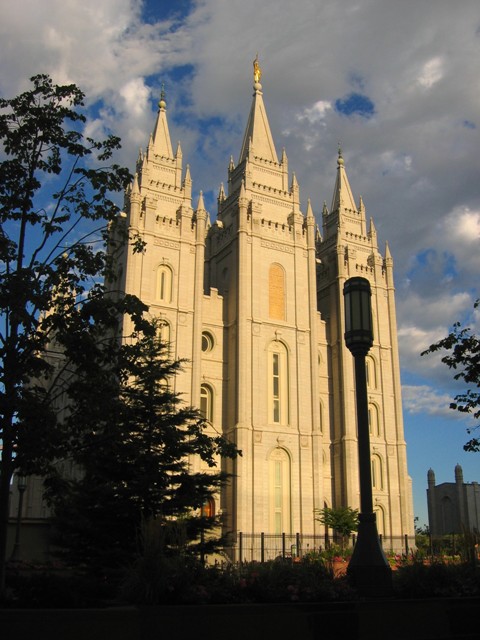 What's New in Jersey: 16 Little-Known Facts about LDS Temples