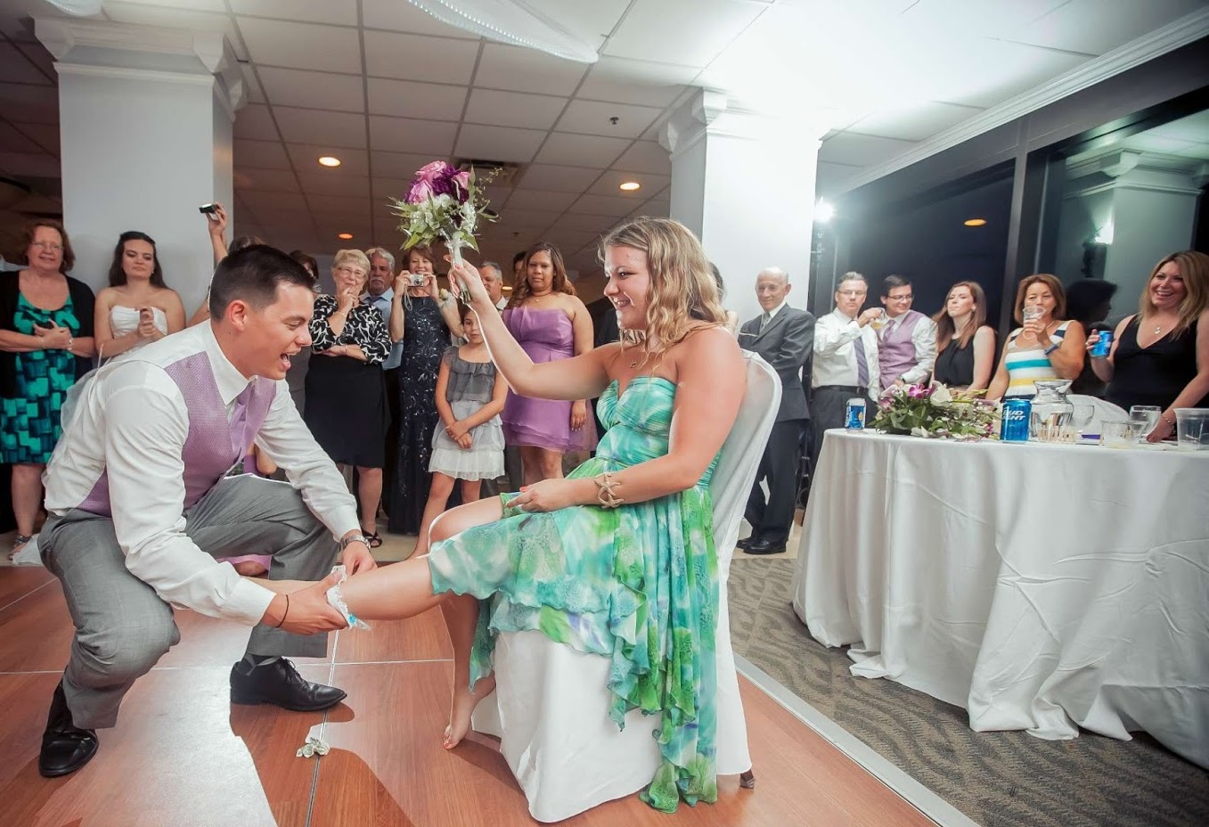 Great Garter Glimpses | Gallery porn girls