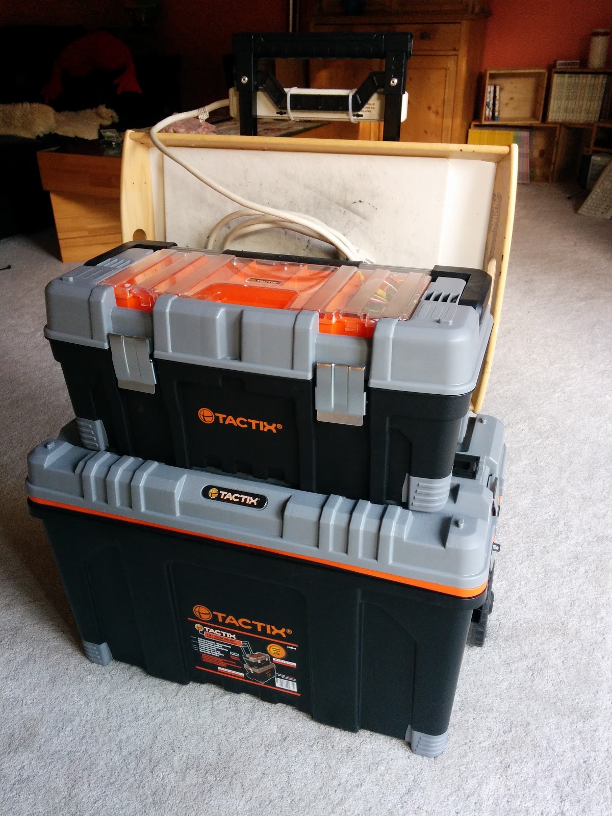 Lostentry - Welztalbahn, Model Railroading, and more: Portable Workspace