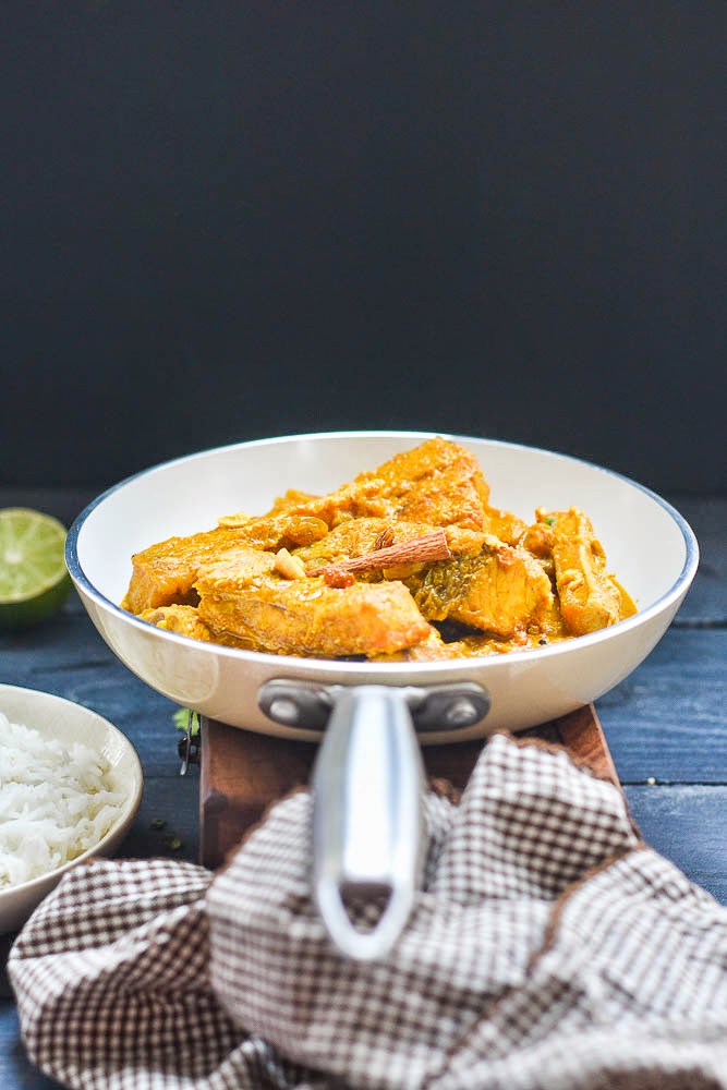 Mix and Stir: Macher Korma ( Fish in Creamy Yogurt Sauce )