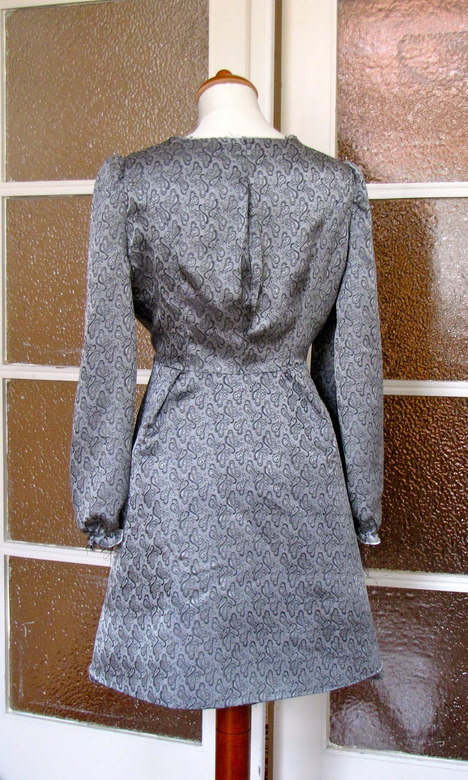 Of Dreams and Seams: The Diva Coat! Making-of #3