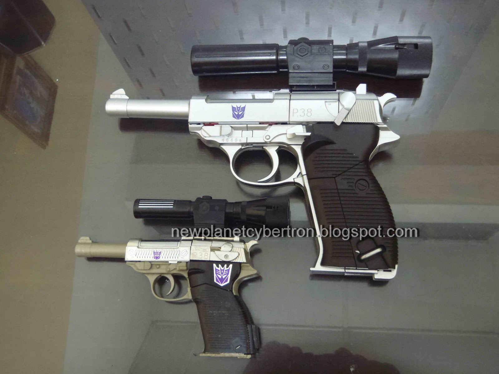 New Planet Cybertron: Transformers Review: Encore Megatron