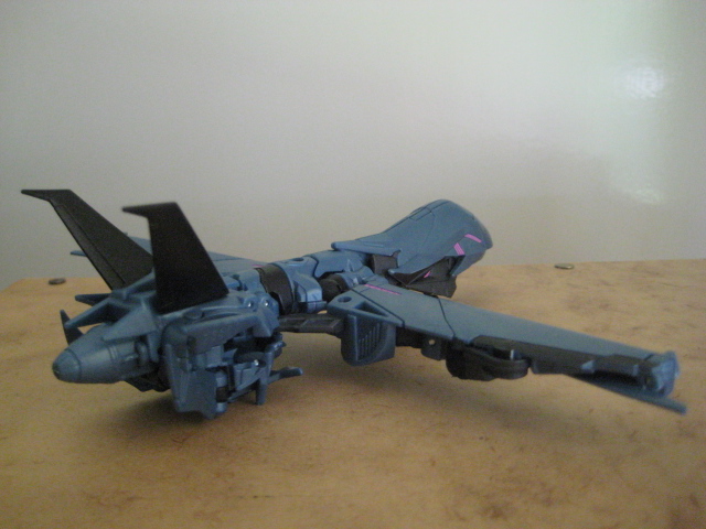 ChCse's blog: Toy Review: Transformers Prime Soundwave