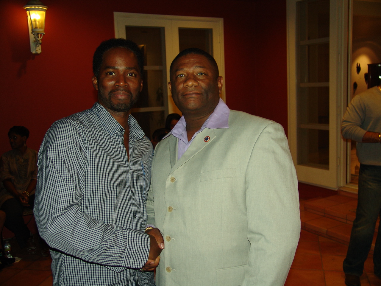 Ombudsman Press News: BISHOP L. J. GUILLORY GETS STAR POWER BEHIND HIS ...