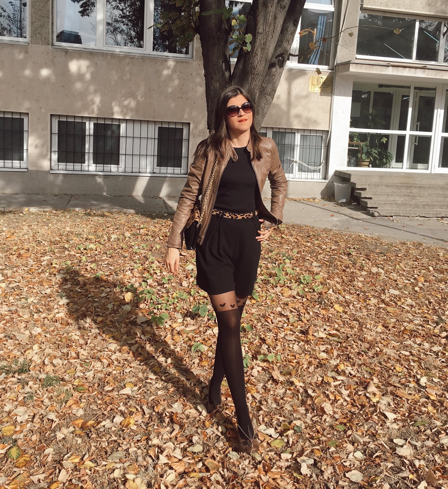 How to Wear Shorts in the Autumn | BambolaI