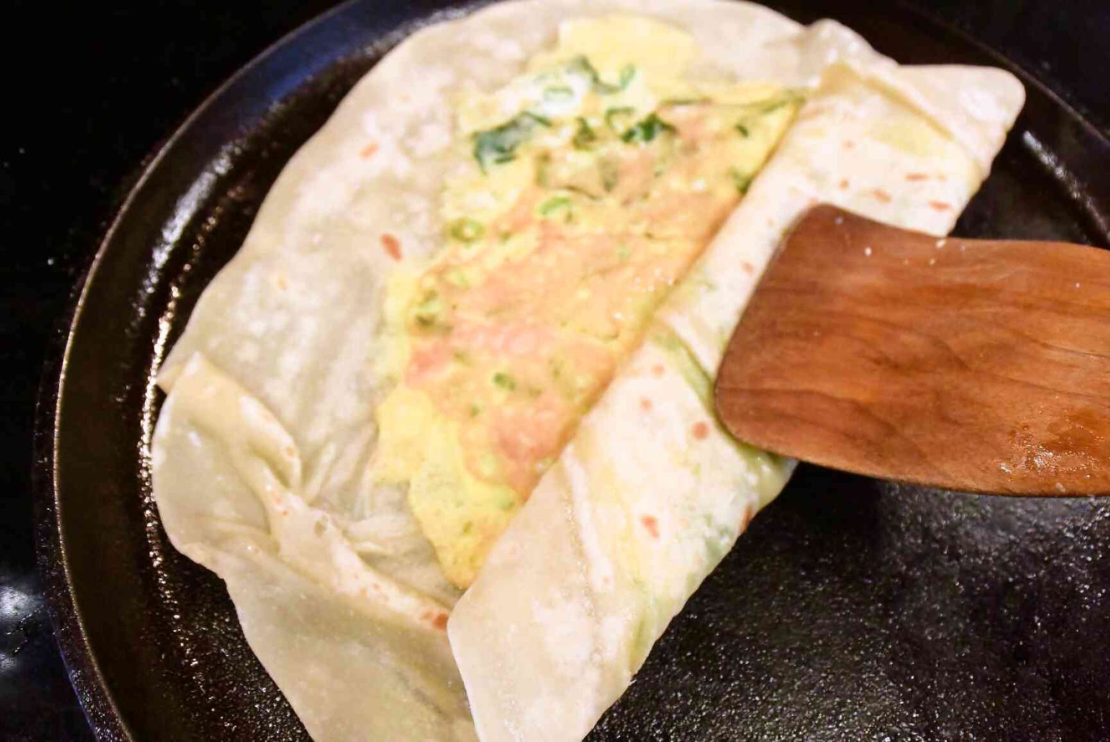 Recipes for Tom: Taiwan-fu tamago kureepu / dan bing / Taiwanese egg crepes