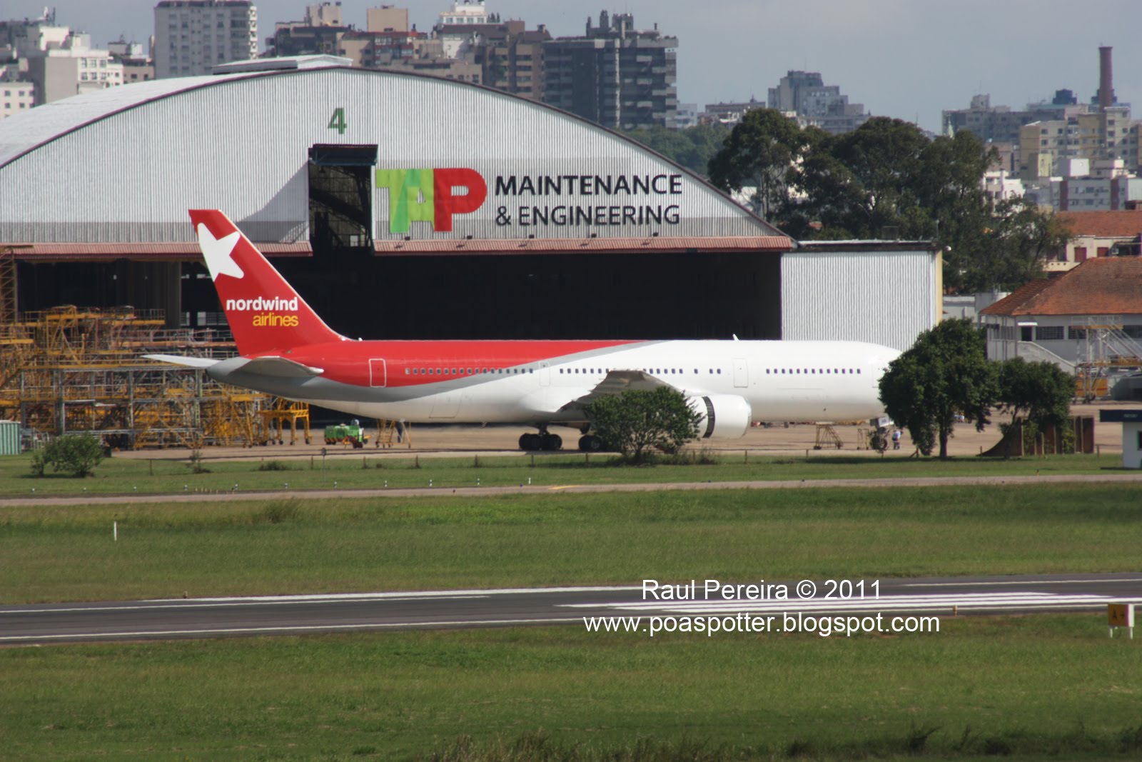 POA SPOTTER - AVIAÇÃO CIVIL, COMERCIAL E MILITAR. : POA - 10/04/2011 ...