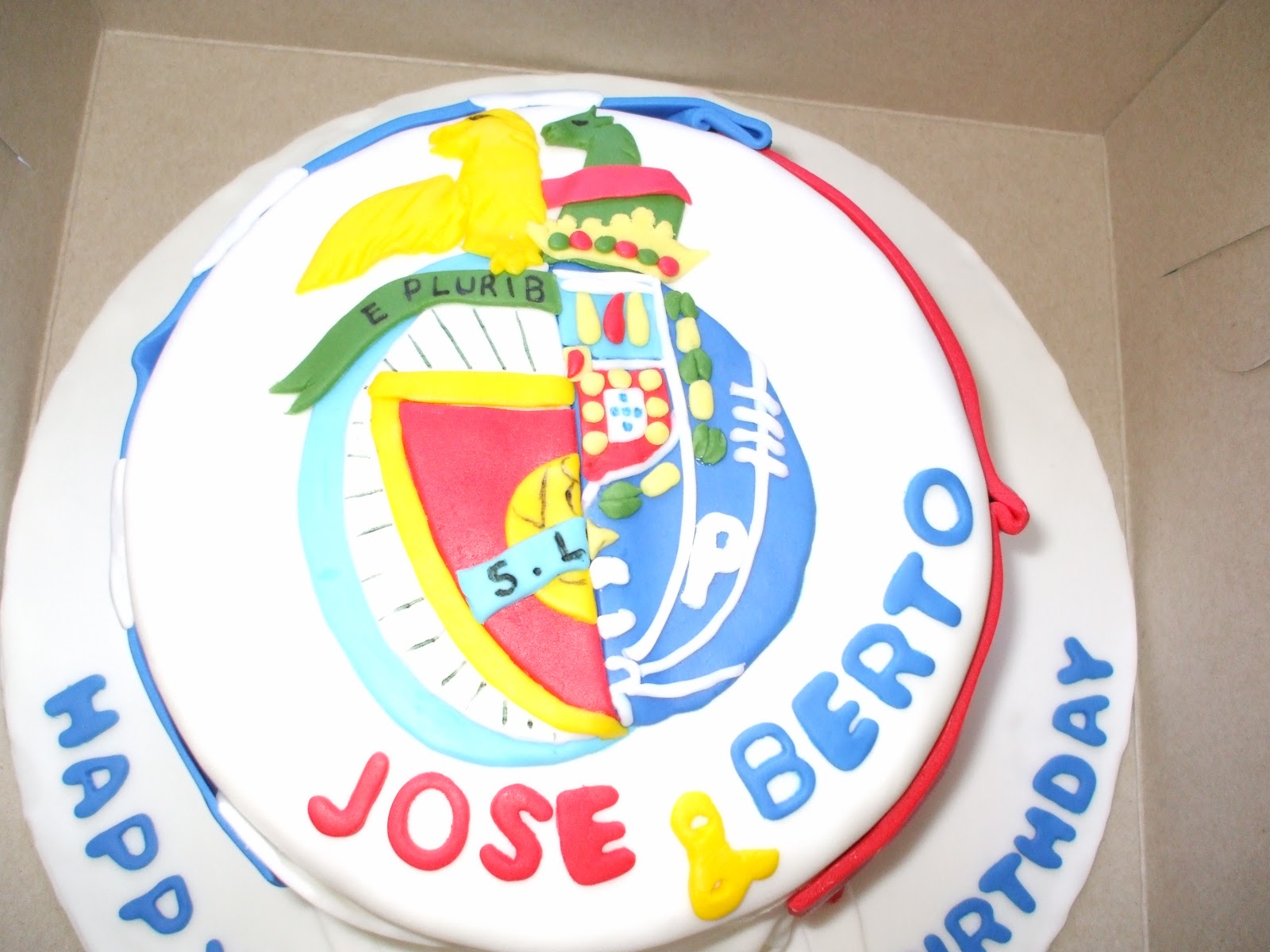 Delella's Cakery: FC Porto and Benfica Cake