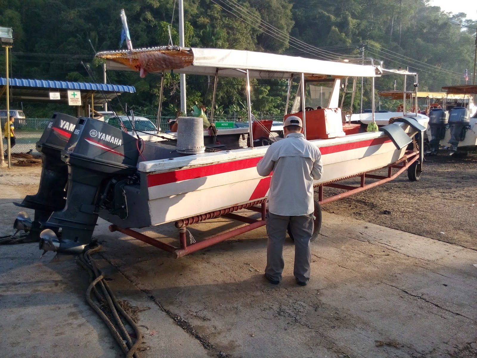 Mancing Sampai Pengsan