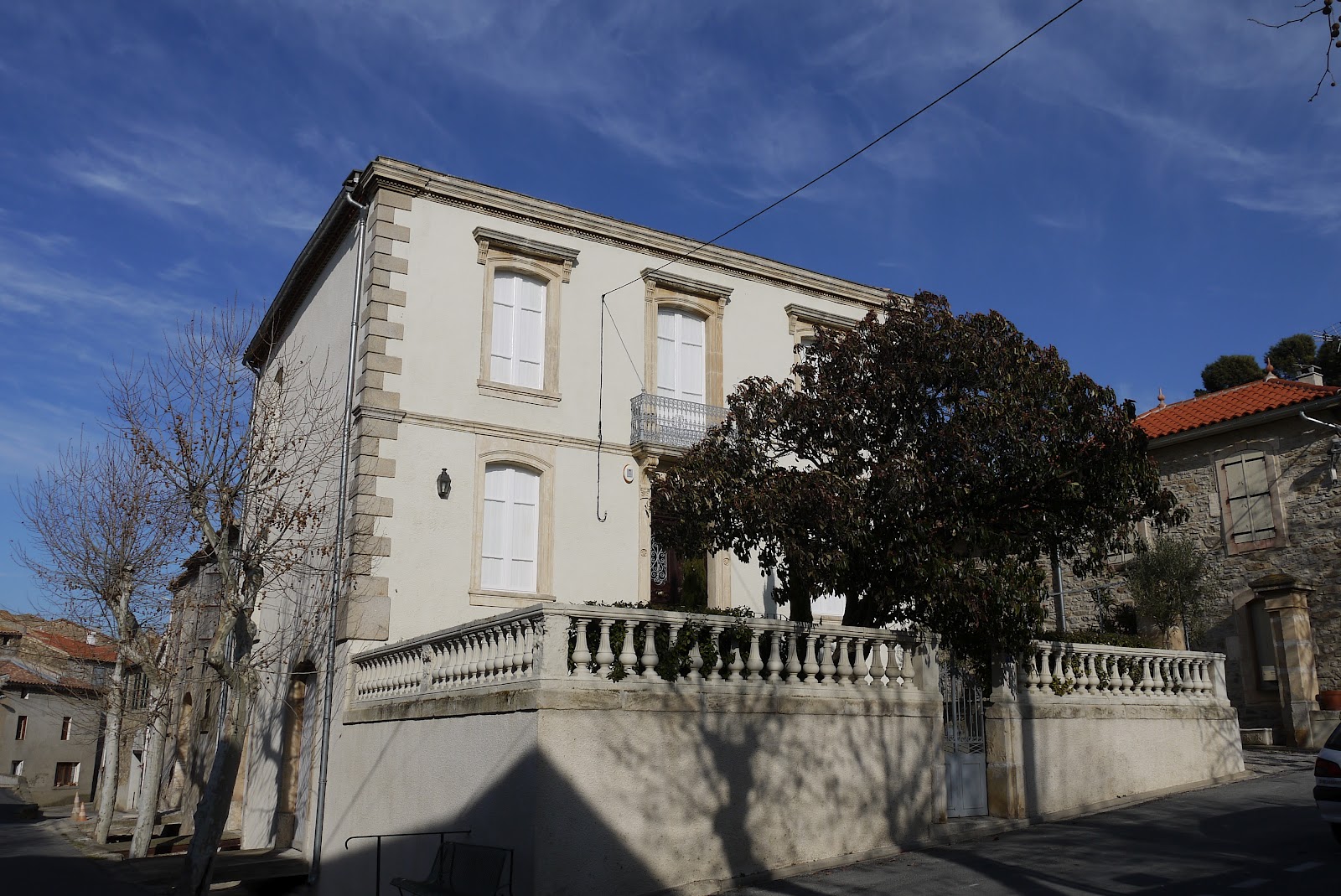 Dans un village français - Oupia, 2012: Oupia - Département de l ...