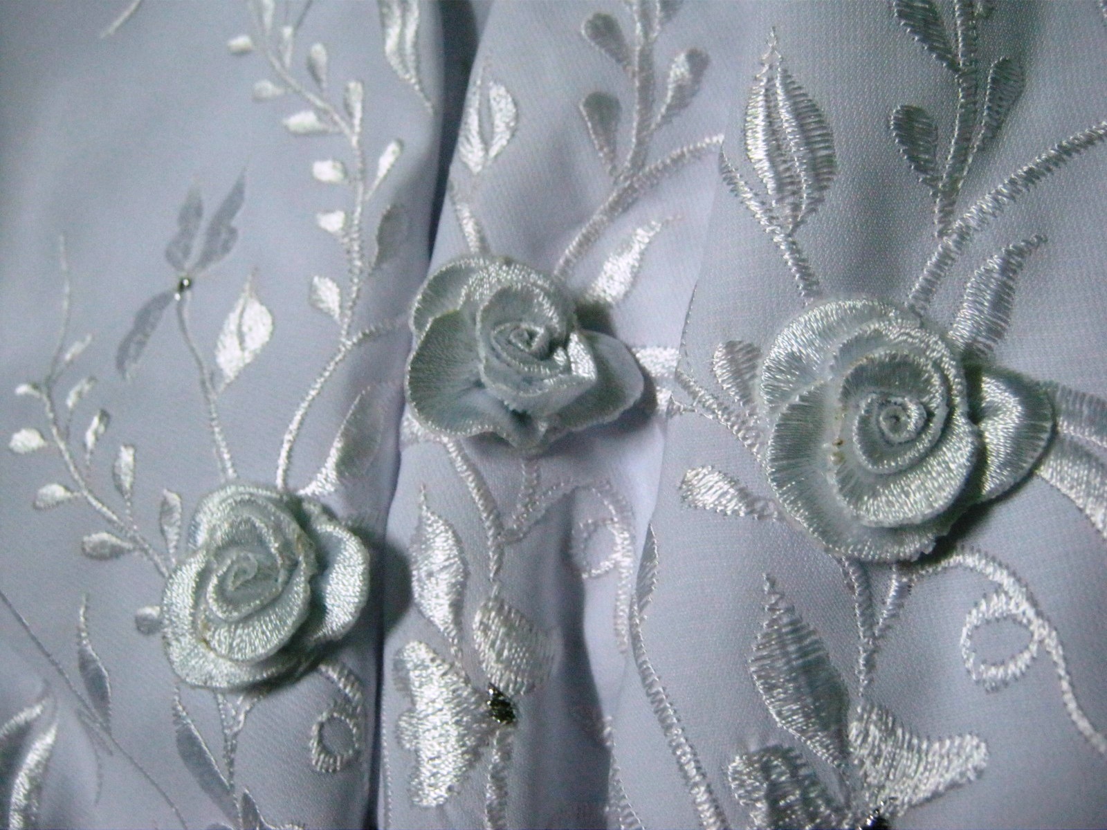 Muslimah Souq (Perlis): Telekung Vietnam Bunga Timbul 20 (putih & hijau ...