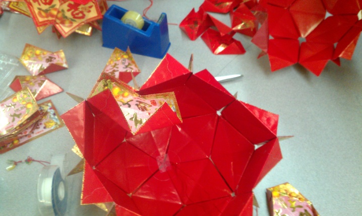CantotoMando: Red Envelope Project: Red Envelope Flower Ball 紅包花球