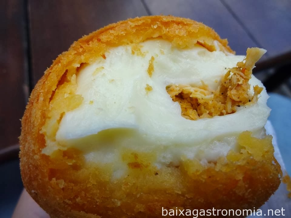 Baixa Gastronomia por Nenel: "Coxinha de frango com Catupiry" (Empório ...