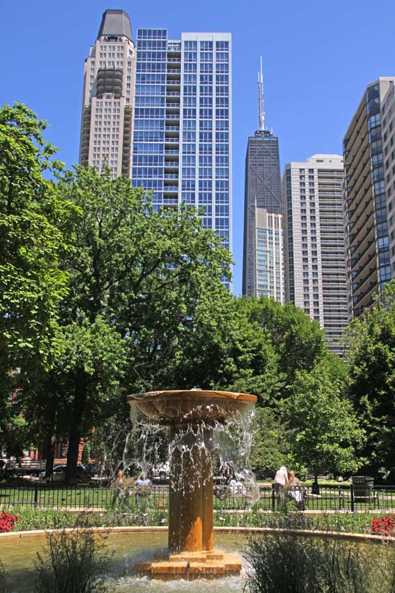 Public Art in Chicago: Near North [Washington Square Park Fountain and ...