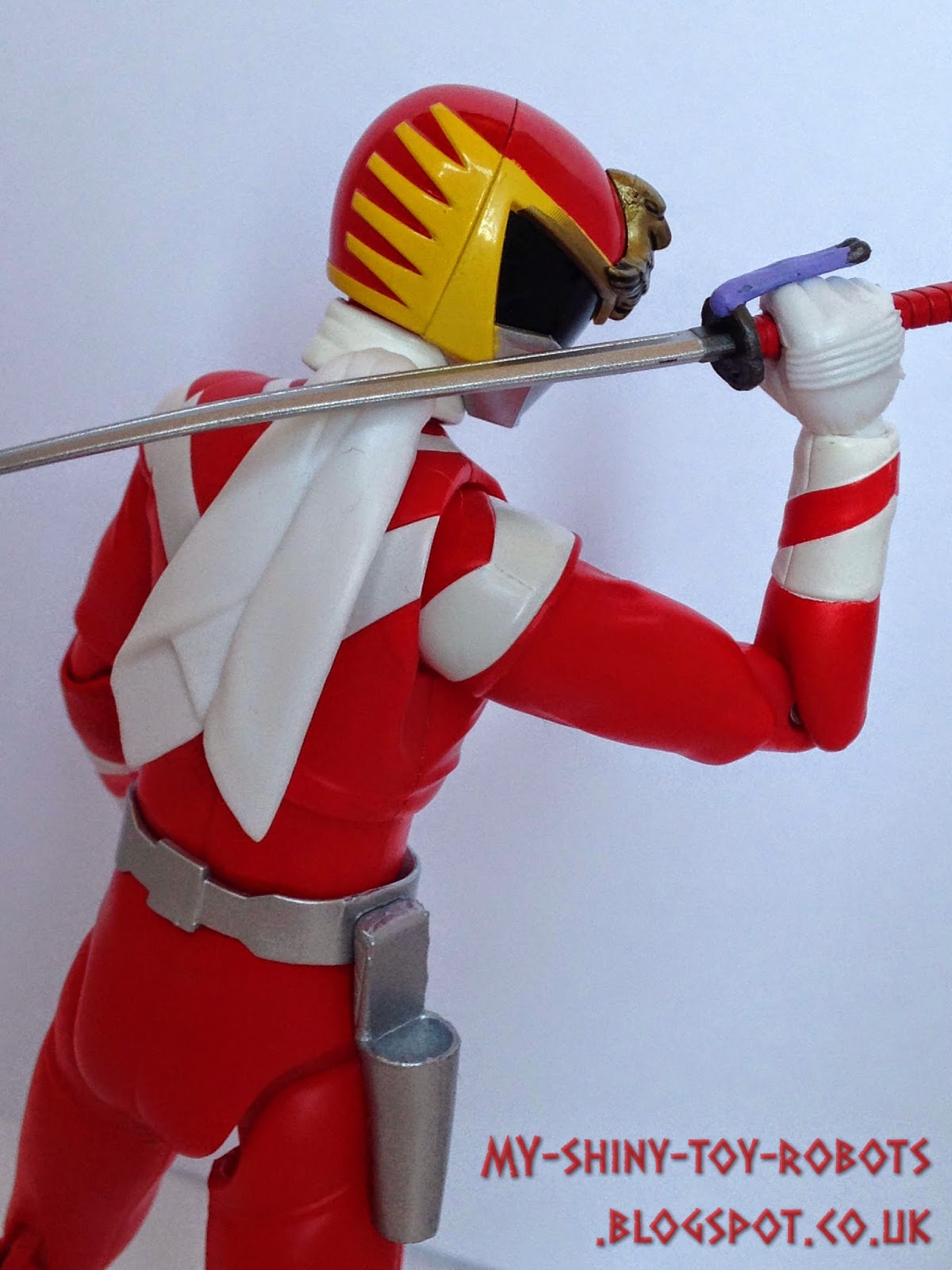 My Shiny Toy Robots: Toybox REVIEW: S.H. Figuarts Vul Eagle