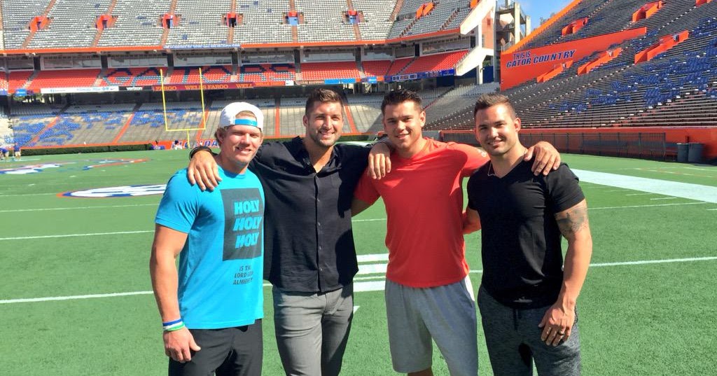 kenneth in the (212): Tim Tebow Has Hot Friends