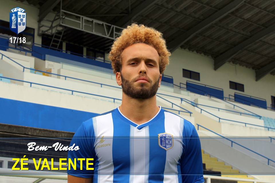 Zé Valente e Rafa do Aves assinam pelo Vizela