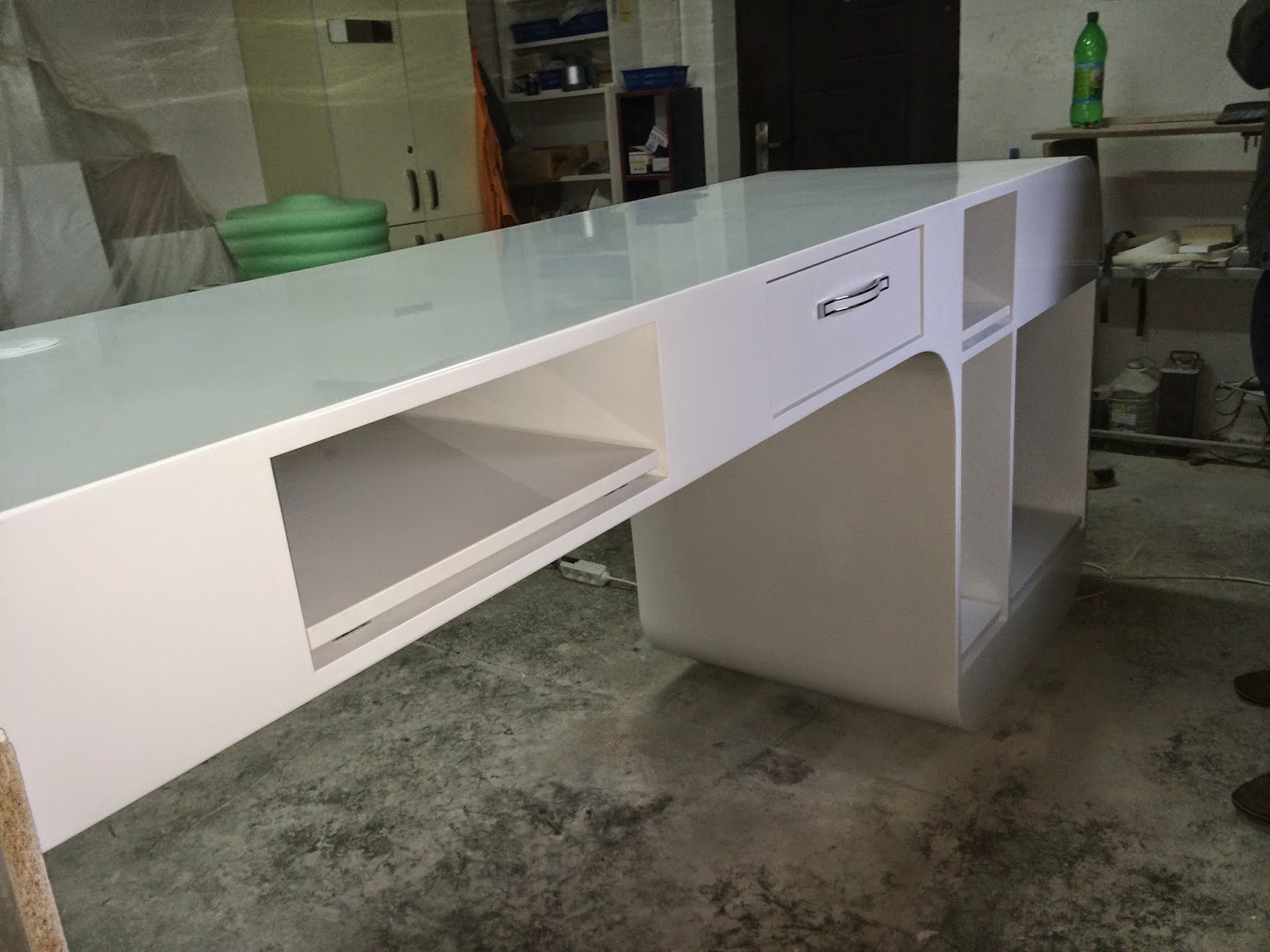 Mobila la Comanda Suceava: MDF Curbat , MDF vopsit lucios sau mat