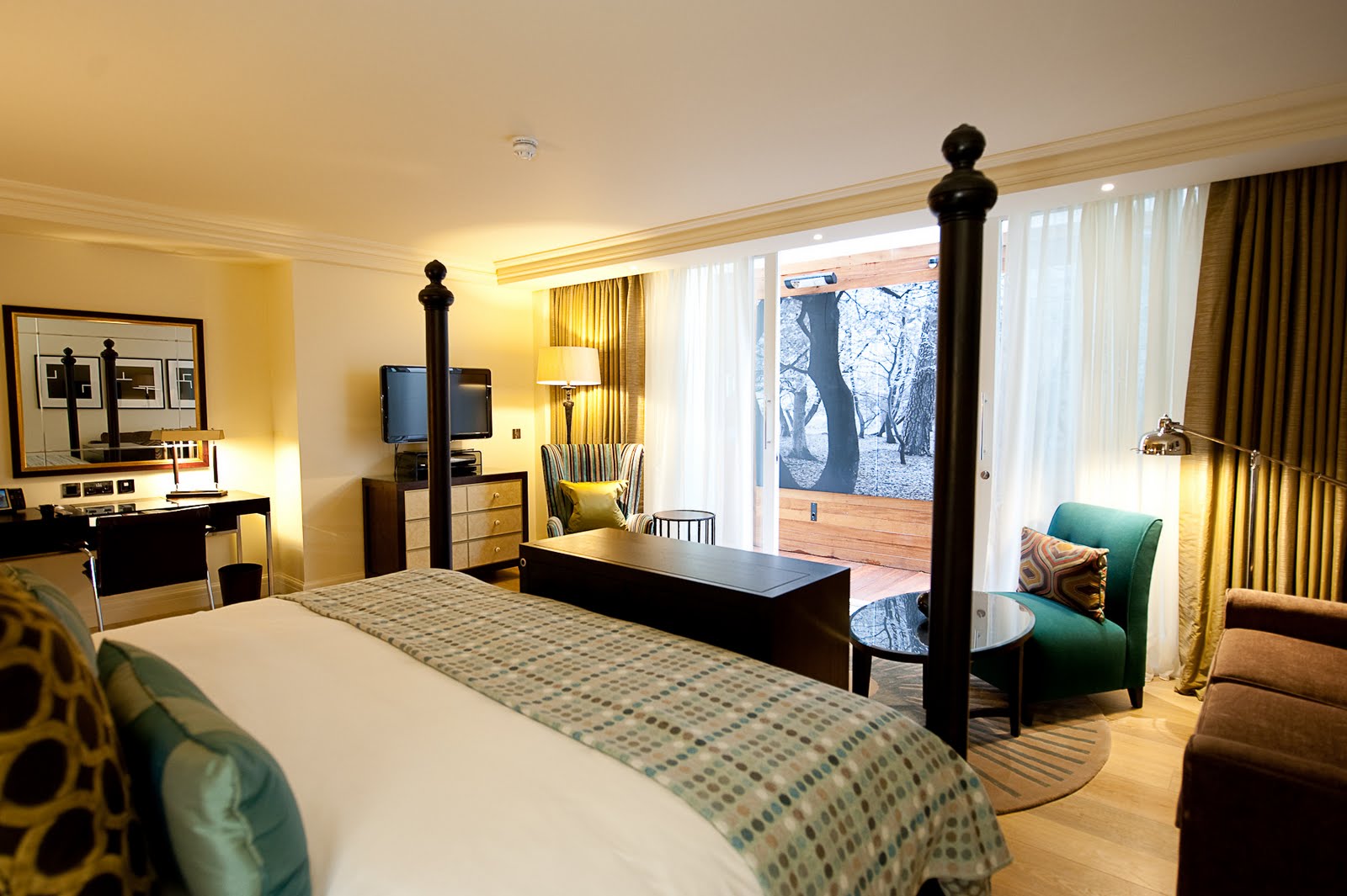 Arch Hotel London | Ever After Honeymoons Blog