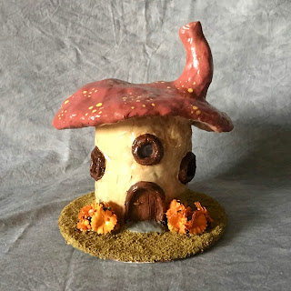 Creative Paperclay® air dry modeling material: DIY Mushroom House Using ...