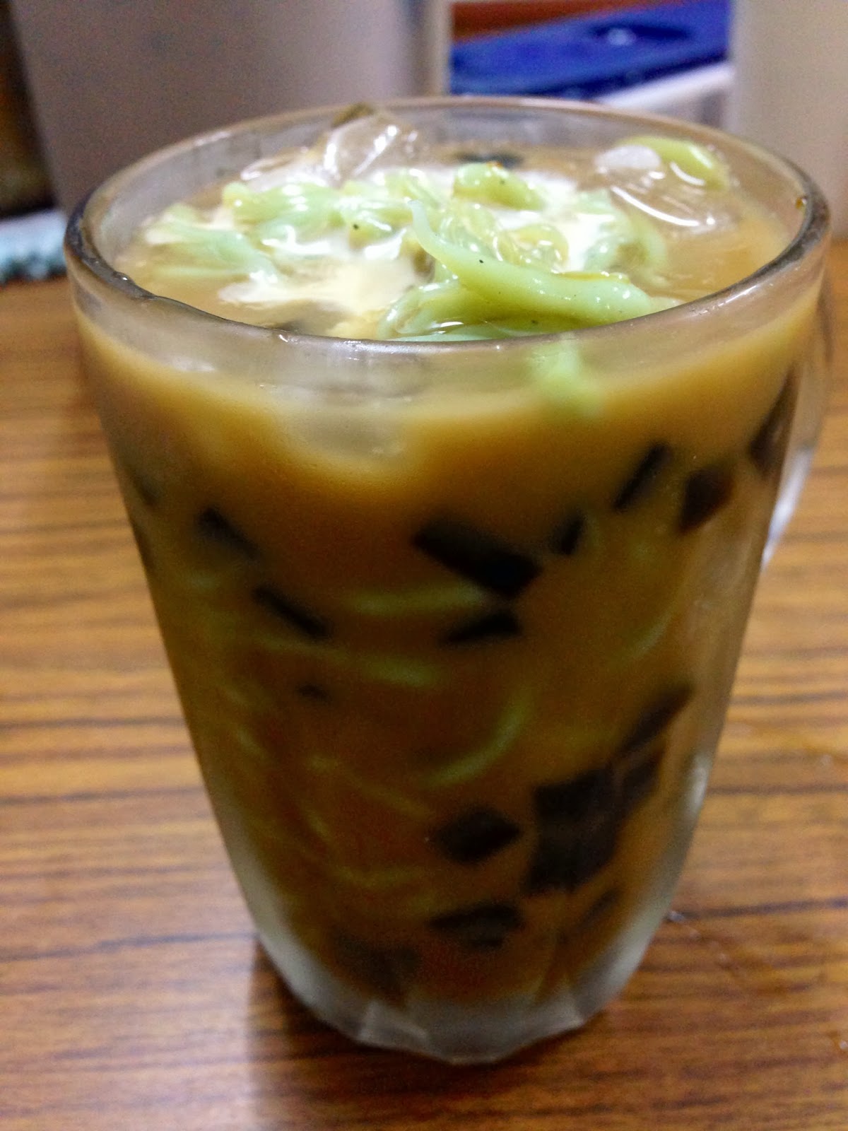 A Walk With Aud: "Home-made" Cendol