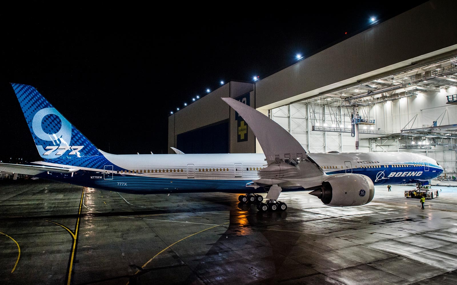 보잉 차세대 B777-9, 심각한 위기 속에 조용히 공개 - 항공여행