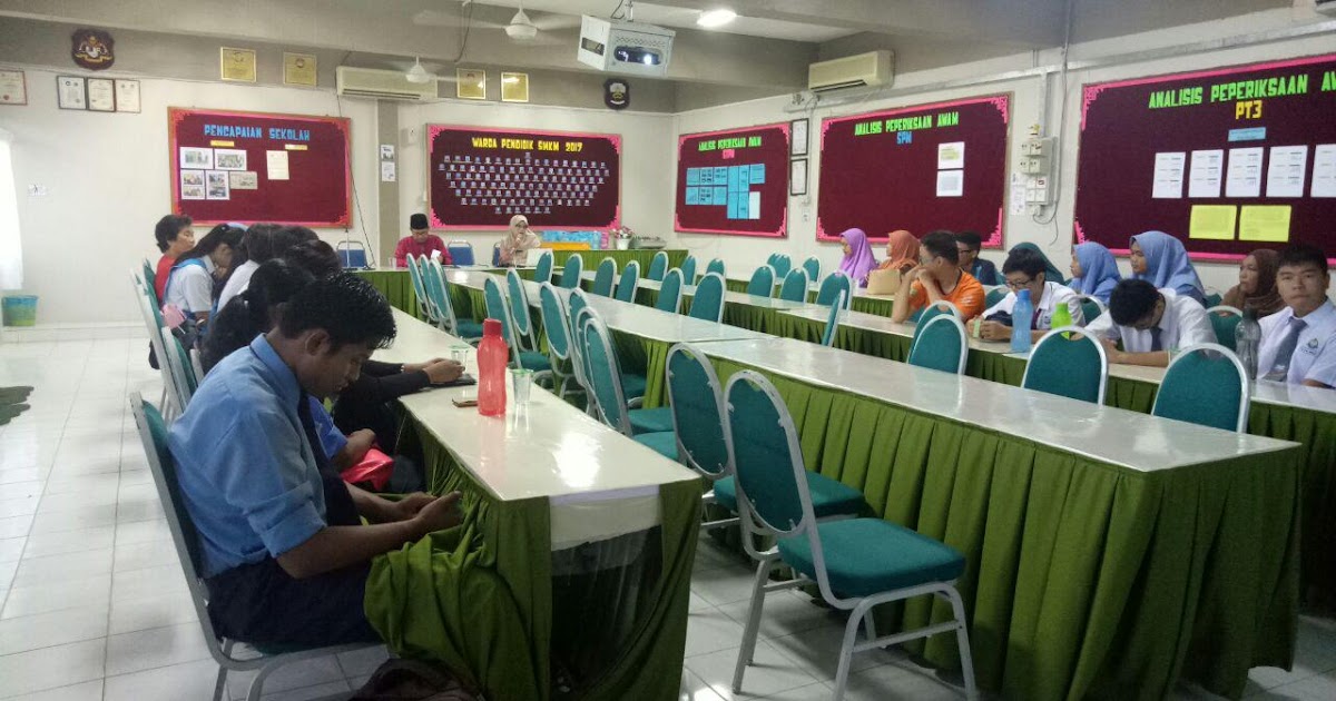 SMK Mentakab : Program Perjumpaan Ibu Bapa Bersama Murid Form 5