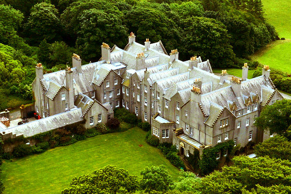 Meet the Owners of a Scottish Castle